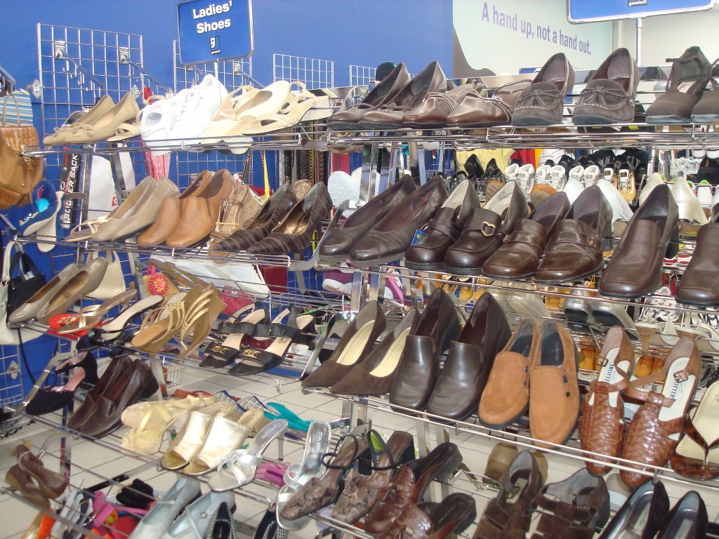 Goodwill Opens in Paramus, NJ | Looking Fly on a Dime